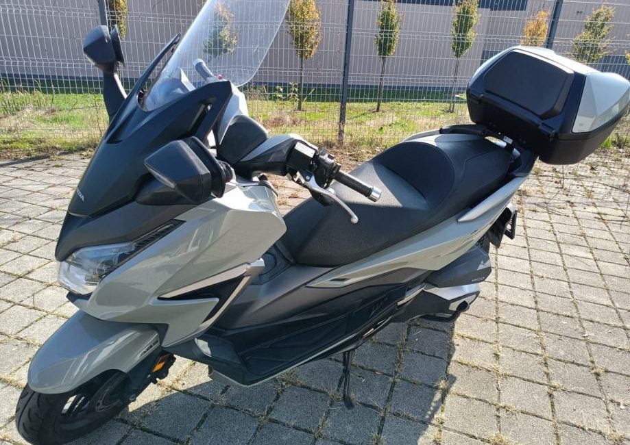 Honda Forza 350 ABS , 30.943 km, 2021 god. - Hr-Moto